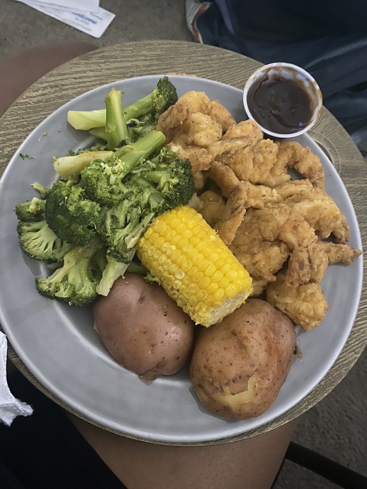 BAYOU SEAFOOD - 62 Photos & 69 Reviews - 6651 Covington Hwy, Lithonia ...