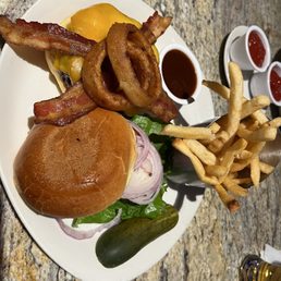 ATLANTIS PURPLE PARROT - Updated May 2025 - 484 Photos & 301 Reviews ...