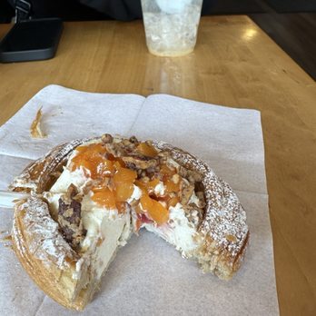 FAT PEACH BAKERY - Updated August 2025 - 74 Photos & 31 Reviews - 2907 ...
