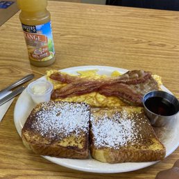 CHESTNUT CAFE - Updated December 2025 - 82 Photos & 76 Reviews - 8009 S ...