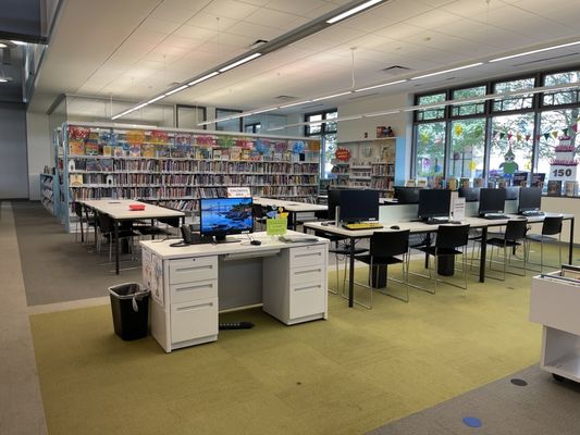 CHICAGO PUBLIC LIBRARY - ALBANY PARK BRANCH - Updated November 2025 ...