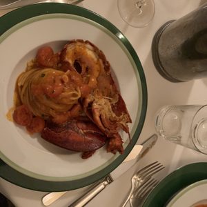 LA PESCHERIA DA CLAUDIO E GIULIANO - Via Italo Calvino 7b, Rho, Milano ...