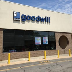 GOODWILL STORE & DONATION CENTER - 15 Photos - 976 Poquonnock Rd ...