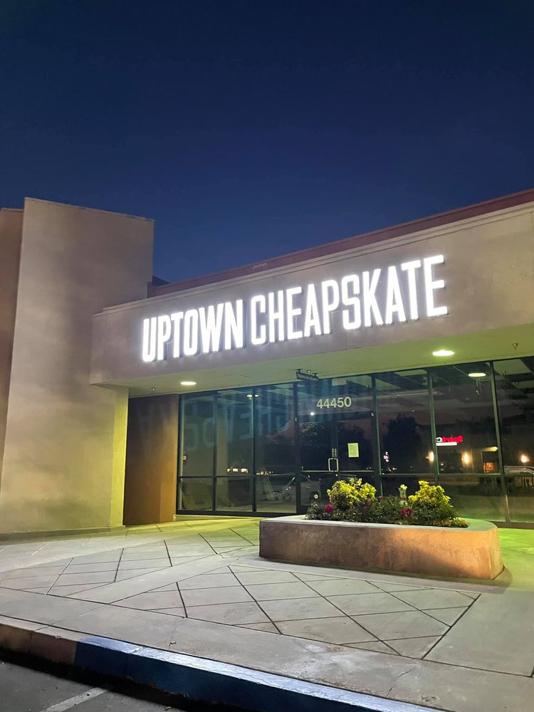 UPTOWN CHEAPSKATE - LANCASTER - 46 Photos & 19 Reviews - 44450 Valley ...