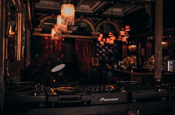 99 HANOVER STREET - Updated July 2025 - 12 Photos & 34 Reviews - 99 ...