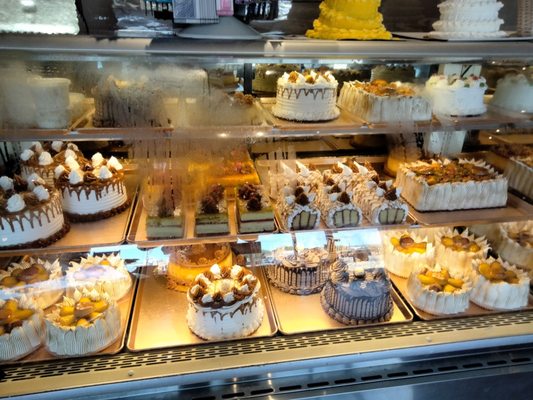 AZUCAR CUBAN BAKERY & CAFE - Updated October 2024 - 95 Photos & 67 ...