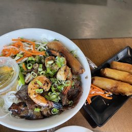 MONSTER PHO - Updated May 2024 - 1295 Photos & 1328 Reviews - 360 40th ...