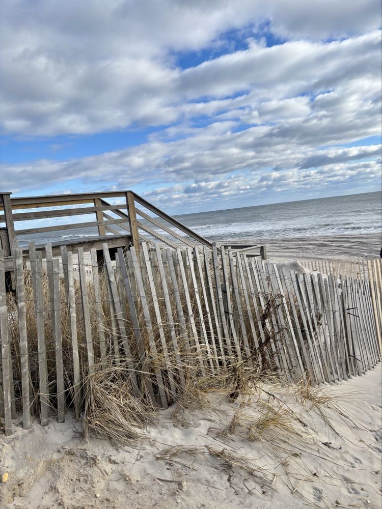 QUOGUE VILLAGE BEACH - Updated January 2025 - 170-172 Dune Rd, Quogue ...