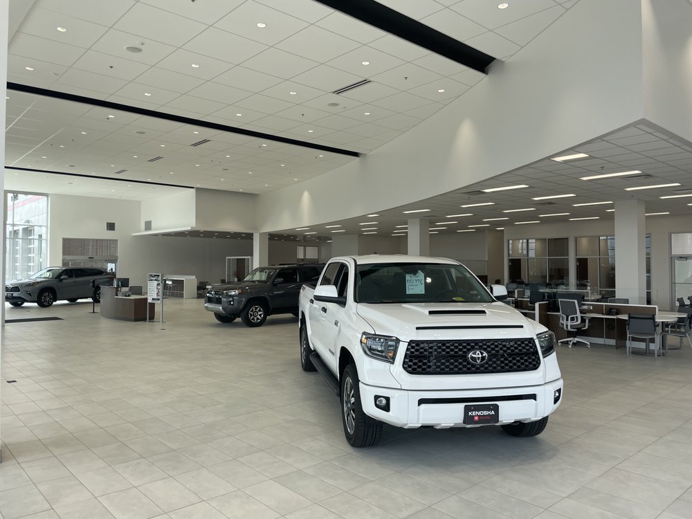KENOSHA TOYOTA - Updated October 2024 - 18 Photos & 26 Reviews - 8180 ...