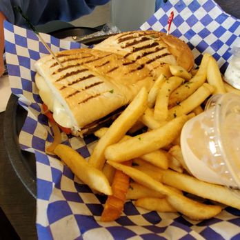 FABI’S GRILL - Updated June 2025 - 103 Photos & 93 Reviews - 3737 E ...