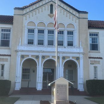 FROSTPROOF CITY HALL - 111 W 1st St, Frostproof, Florida - Landmarks ...