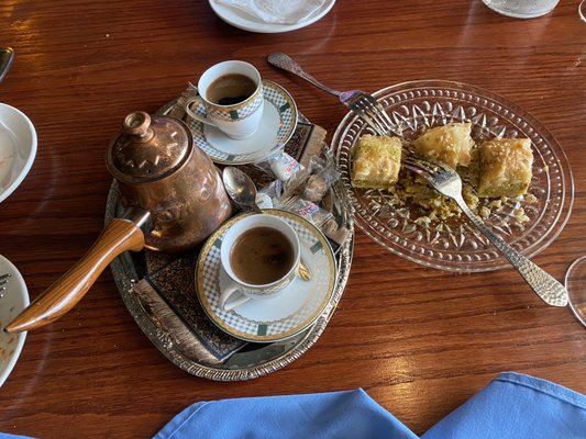 ZOOROONA - Updated July 2024 - 191 Photos & 190 Reviews - 1710 W Main ...