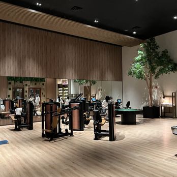 GO PLACE - Updated December 2025 - 719 Photos & 128 Reviews - 3275 ...