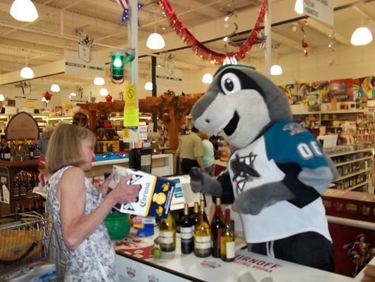 AUSTIN LIQUORS - Updated October 2025 - 17 Photos & 17 Reviews - 117 Gold Star Blvd, Worcester ...