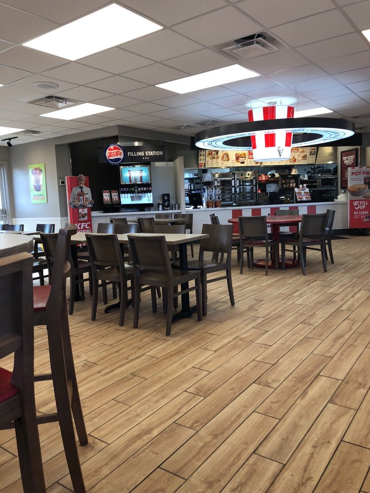 KFC - Updated May 2026 - 23 Reviews - 1549 Blue Lakes Blvd N, Twin ...