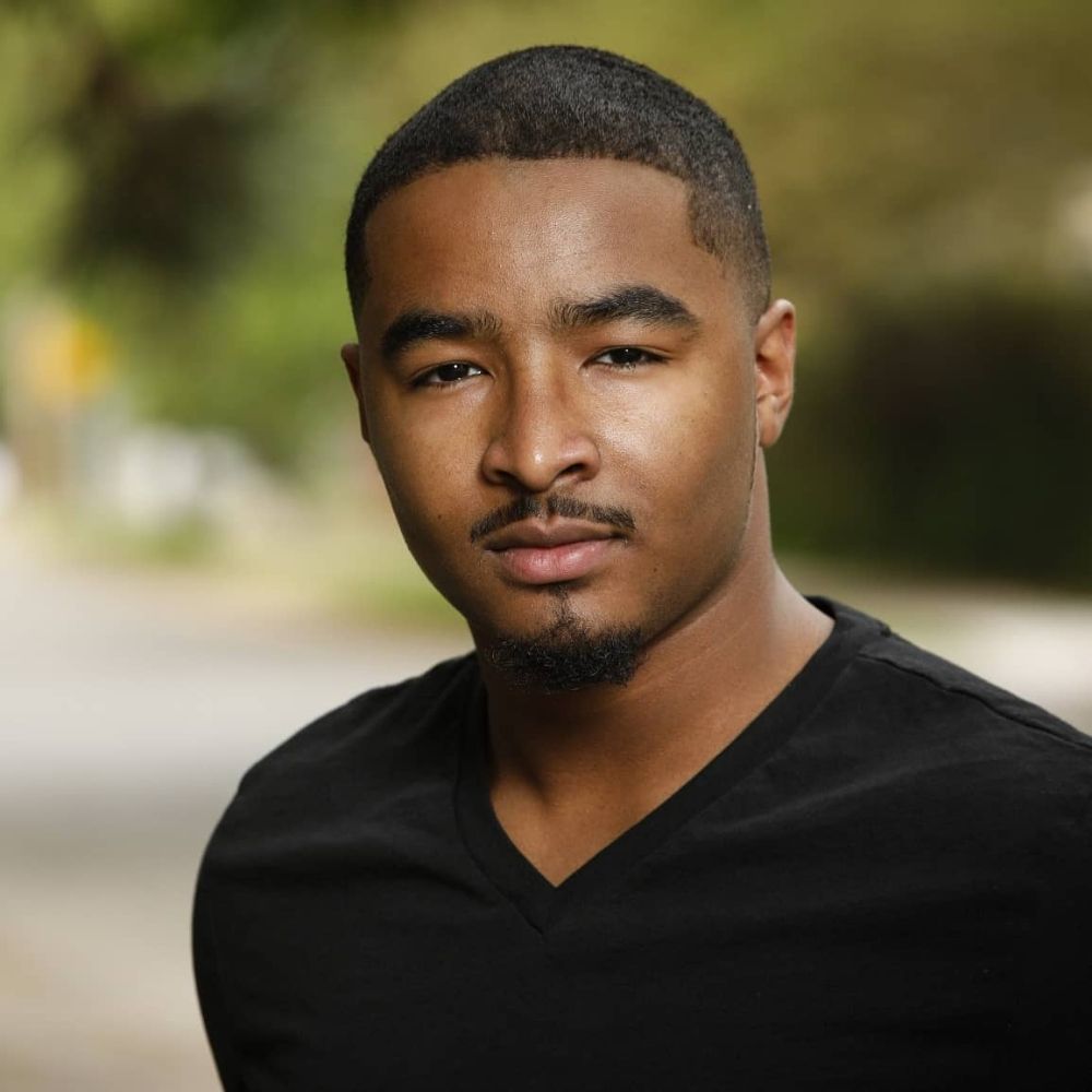 DISTINCTIVE PORTRAITS - Updated October 2024 - 77 Photos - 2635 Caniff ...