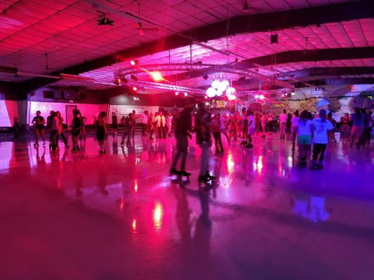 THE ROLLER CAVE - Updated November 2025 - 60 Photos & 35 Reviews - 8734 ...