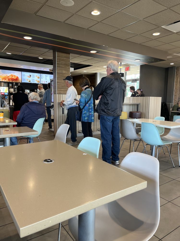 MCDONALD’S - Updated November 2025 - 48 Reviews - 605 Stadium Ave, West ...