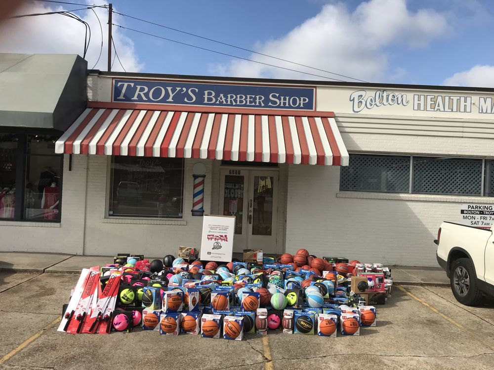 TROY’S BARBER SHOP - Updated October 2025 - 13 Photos & 33 Reviews - 2297 Hollydale Ave, Baton ...