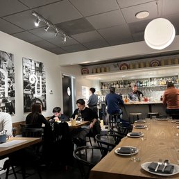 KIN KHAO - Updated January 2025 - 6168 Photos & 2569 Reviews - 55 Cyril ...