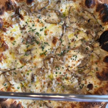 PIZZERIA FLORIAN - Updated July 2024 - 53 Photos & 22 Reviews - 650 Main St, East Aurora, New ...