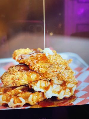 THE LOCAL HEN - Updated October 2025 - 99 Photos & 53 Reviews - 888 ...