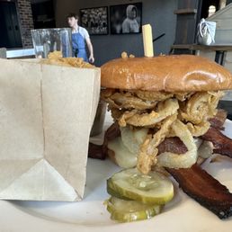 THE AUTOGRAPH AMERICAN TAVERN - Updated October 2025 - 38 Photos & 69 ...