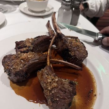 THE CAPITAL GRILLE - Updated May 2024 - 684 Photos & 374 Reviews - 4242 ...