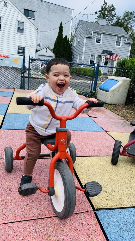 BRIGHT LITTLE MINDS LEARNING CENTER - Updated August 2025 - 27 Photos ...