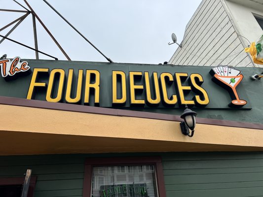 THE FOUR DEUCES - Updated April 2025 - 85 Photos & 108 Reviews - 2319 ...