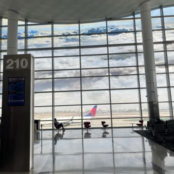 LAX TERMINAL 1 - Updated October 2025 - 663 Photos & 371 Reviews - 1 ...