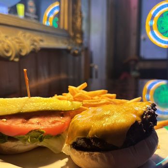 BRYSON’S IRISH PUB - Updated June 2025 - 141 Photos & 172 Reviews ...