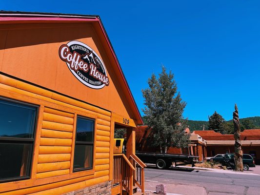 RIGHTEOUS GROUNDS COFFEE ROASTERS - Updated August 2024 - 31 Photos ...