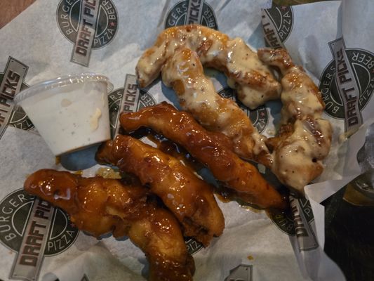 DRAFT PICKS - Updated December 2025 - 245 Photos & 305 Reviews - 912 S ...