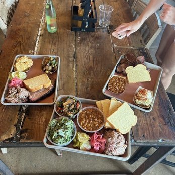 TRUTH BBQ - Updated August 2024 - 1945 Photos & 1038 Reviews - 110 S ...