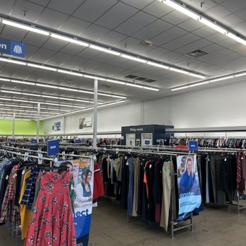 GOODWILL RETAIL STORE OF MIDDLE TENNESSEE - Updated October 2025 - 34 ...