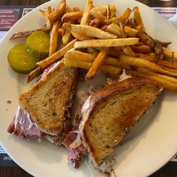 COUNTRY VIEW RESTAURANT - Updated July 2025 - 165 Photos & 151 Reviews ...