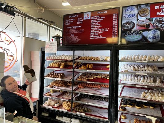 DONUT LAND - Updated April 2026 - 105 Photos & 153 Reviews - 1321 Pearl ...