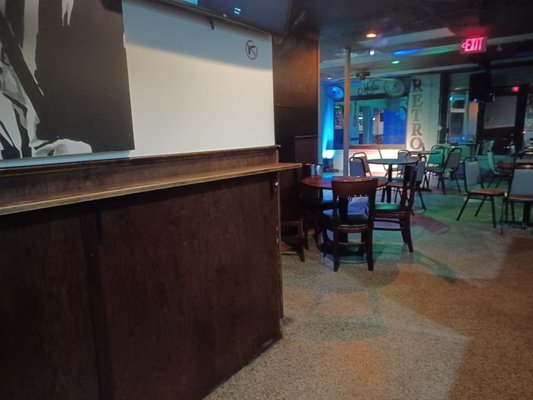 RETRO GRILL & BAR - Updated December 2025 - 35 Photos & 16 Reviews ...