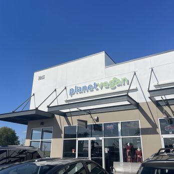 PLANET VEGAN - Updated August 2024 - 309 Photos & 212 Reviews - 7845 N ...