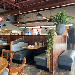 MAPLE HOUSE CAFÉ - Updated December 2025 - 109 Photos & 225 Reviews ...