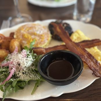 PILLAR - Updated January 2026 - 169 Photos & 62 Reviews - 408 N Bishop ...