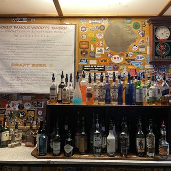 WOODYS TAVERN - Updated December 2025 - 55 Photos & 105 Reviews - 221 S ...