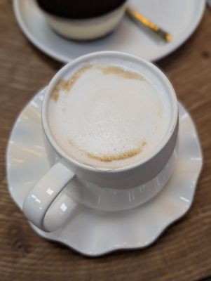 BUSY BEE COFFEE & WINE BAR - Updated April 2026 - 118 Photos & 42 ...