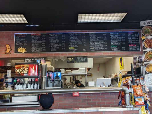 DAVE’S DOGS GRILL - Updated October 2025 - 492 Photos & 503 Reviews ...