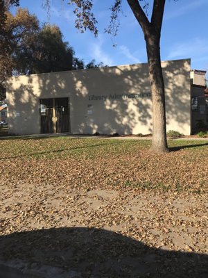 TULARE COUNTY LIBRARY - Updated December 2025 - 23 Photos & 23 Reviews ...