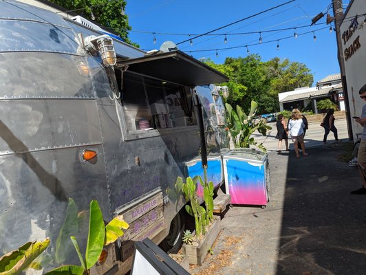 TRACK SHACK - Updated August 2025 - 58 Photos & 172 Reviews - 1104 N ...