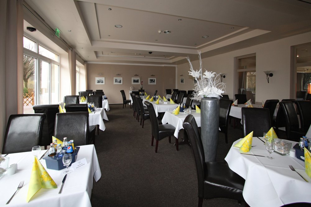 MODERNE NOSTALGIE - Updated August 2025 - Albert-Buchmann-Str. 1 ...