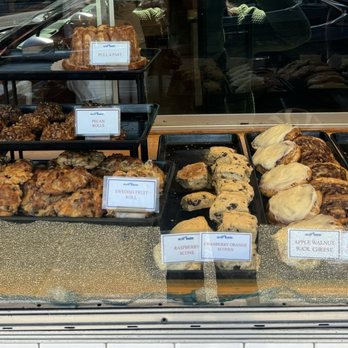SLUYS POULSBO BAKERY - Updated December 2024 - 1057 Photos & 909 ...