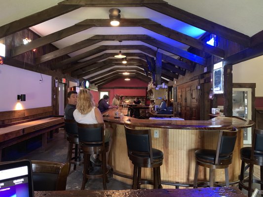 BRACKNEY INN - Updated December 2025 - 19 Reviews - 769 Brackney Hill ...